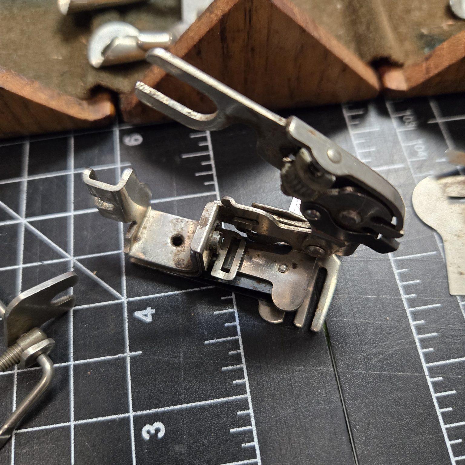 Antique Singer Sewing Machine Attachment Set – Patented 1895 – Complete ...
